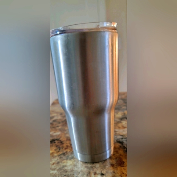 Kitchen | Brand New Stainless Steel 32 Oz Cup With Lid | Poshmark